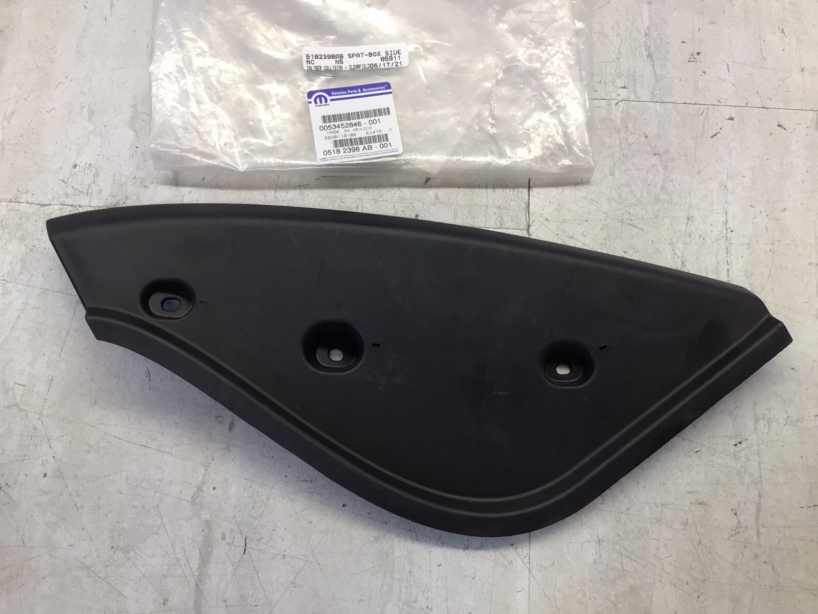 Genuine+Mopar+Box+Side+Spat+Right+5182398AB for sale online | eBay