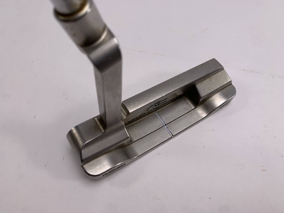 Never Compromise Dinero Series Exec Putter 35" Mens RH | eBay
