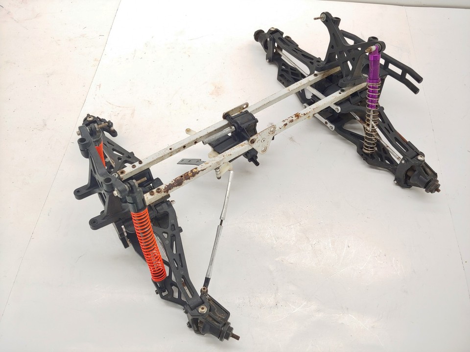 Unknown Model HPI? Losi? 1/8 Monster Truck RC Roller Skeleton ...