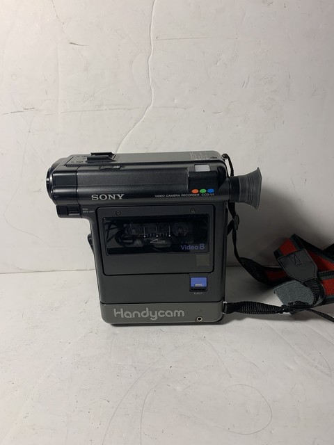 Sony Video8 HandyCam Video Camera Camcorder CCD-V1 As-Is For Parts or ...