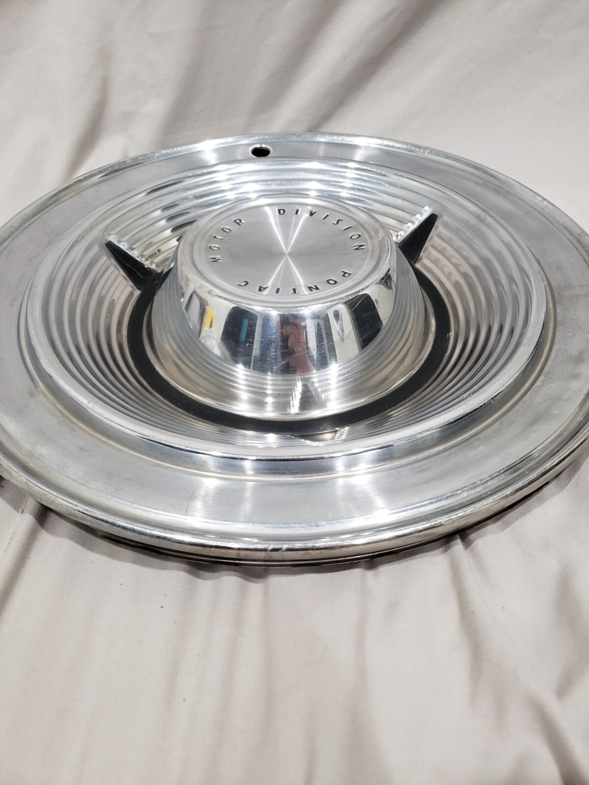1962 - 1964 Pontiac Bonneville Y8 Hubcap Rim Wheel Cover Hub Cap 14 ...