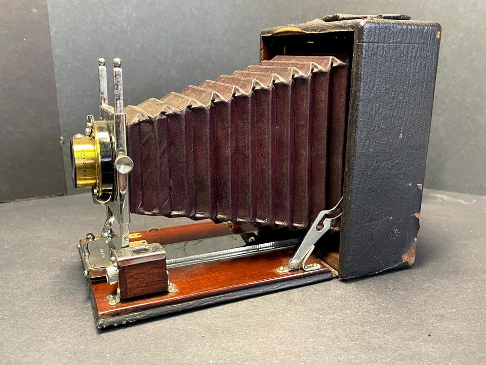 CONELY SENIOR Red Star Folding Red Bellows Camera | eBay