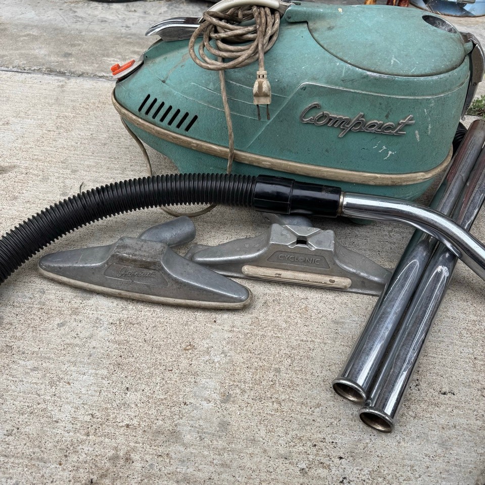 VTG Turquoise Interstate Electra Compact C-4 Canister Vacuum W/ Hose ...