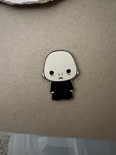 HARRY POTTER LORD VOLDEMORT ~ WBEI S19 COLLECTOR PIN | eBay