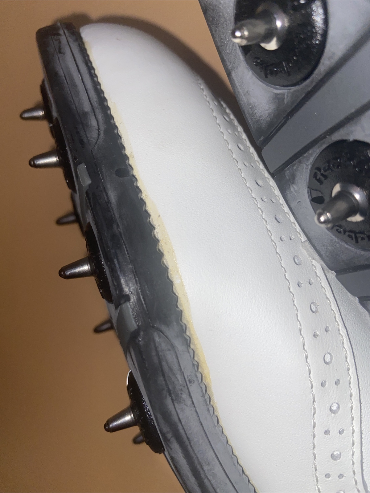 Reebok Greg Norman Wingtip Leather Golf Shoe Hard Spike Men’s Size 7 1/ ...