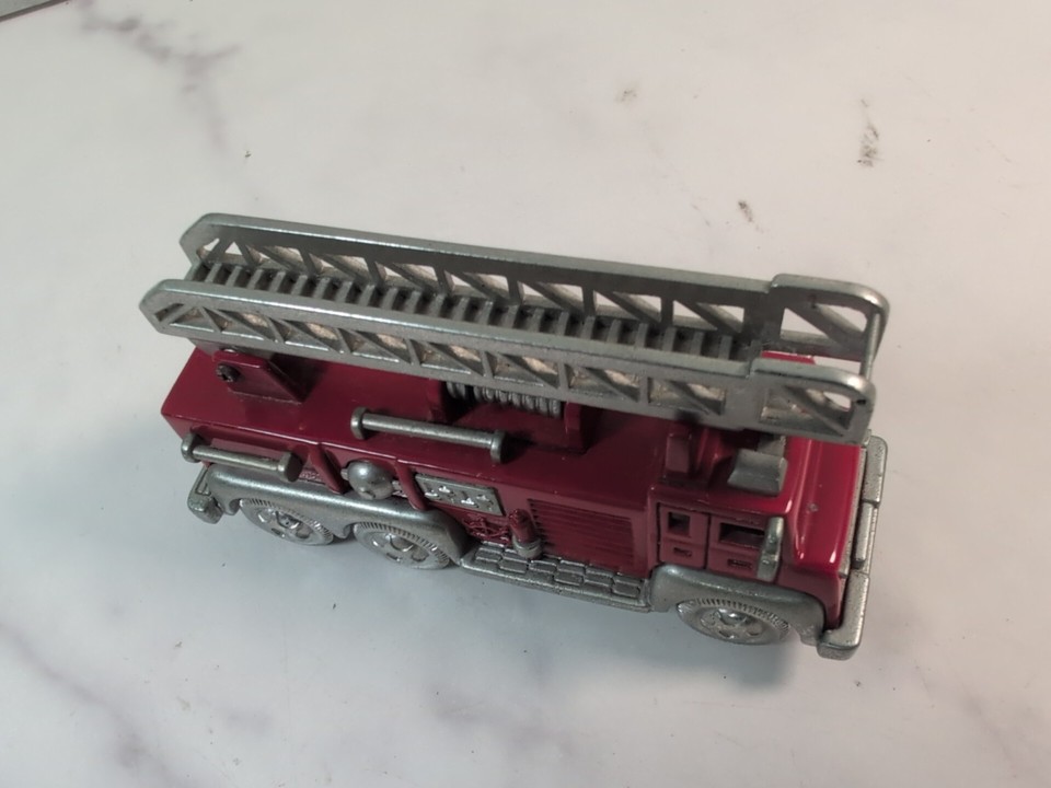Fossil Limited Edition The American Classic Fire Truck Clock F-54 ...