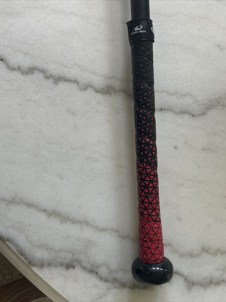 Rawlings Quattro BBCOR 34 , -3 Baseball marks, and scratches on top of ...