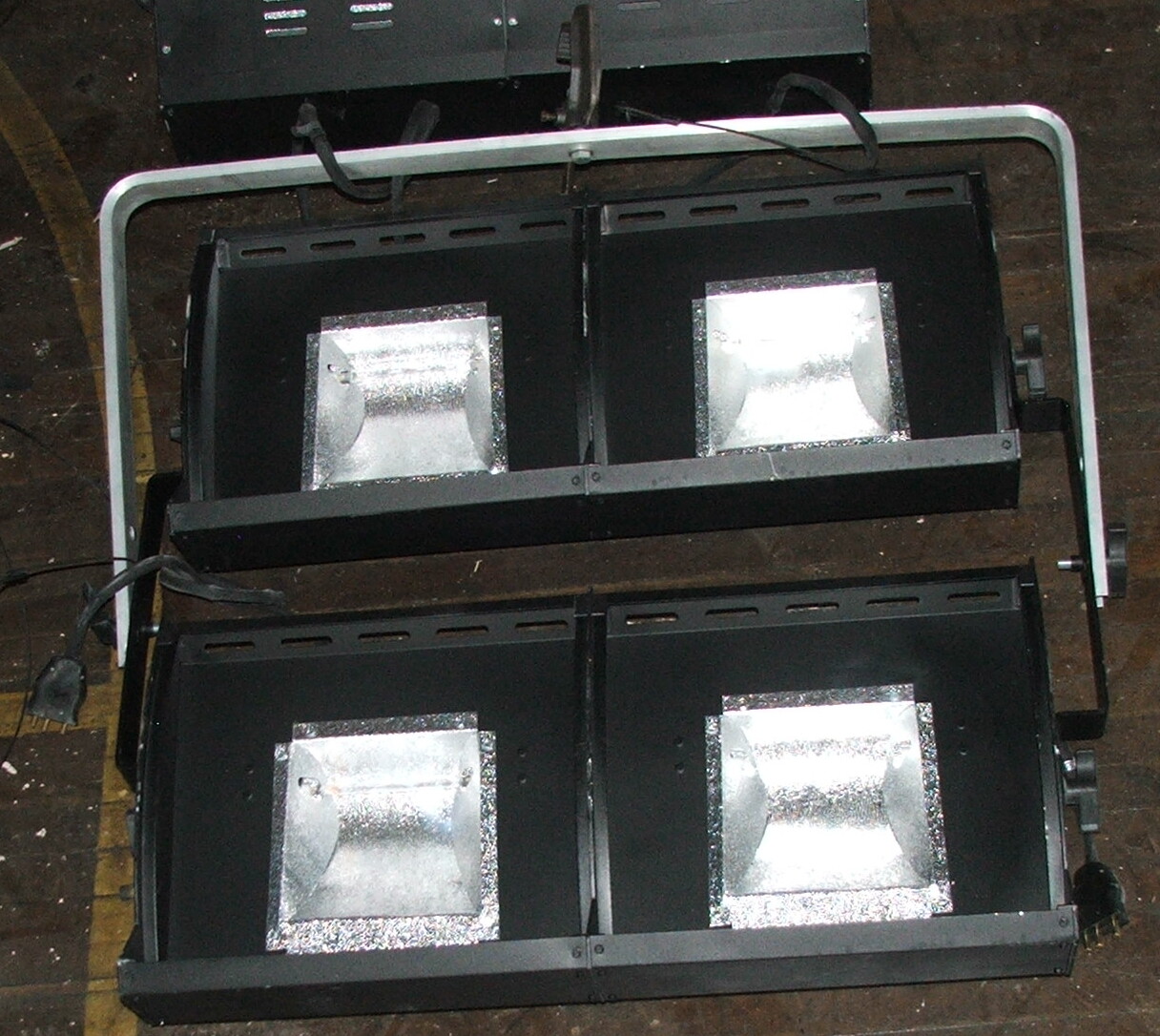 Altman Sky Cyc wash light - 4 Cell with yoke | eBay