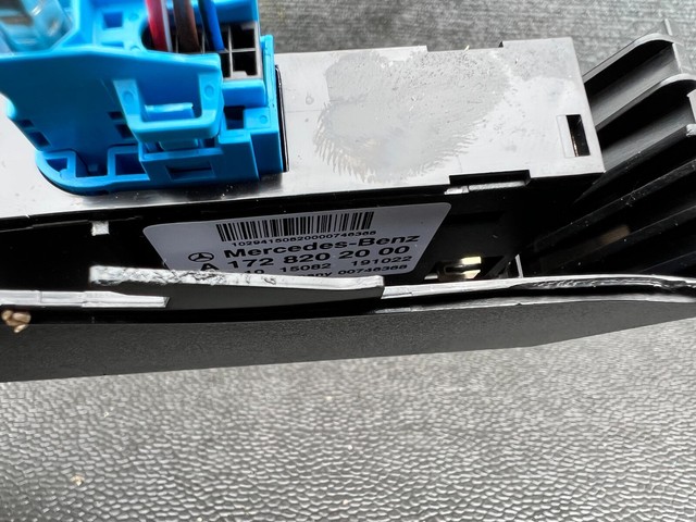 2016 MERCEDES BENZ Gle450 AMG USB Hub Connector Control Module ...