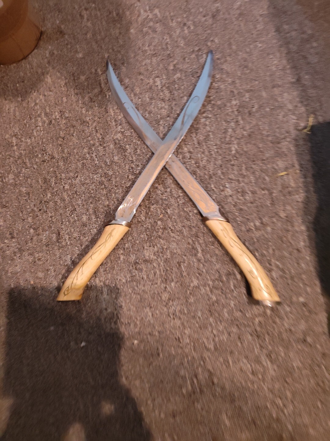 Licensed Lord of the Rings Fighting Knives of Legolas LOTR Sword ...