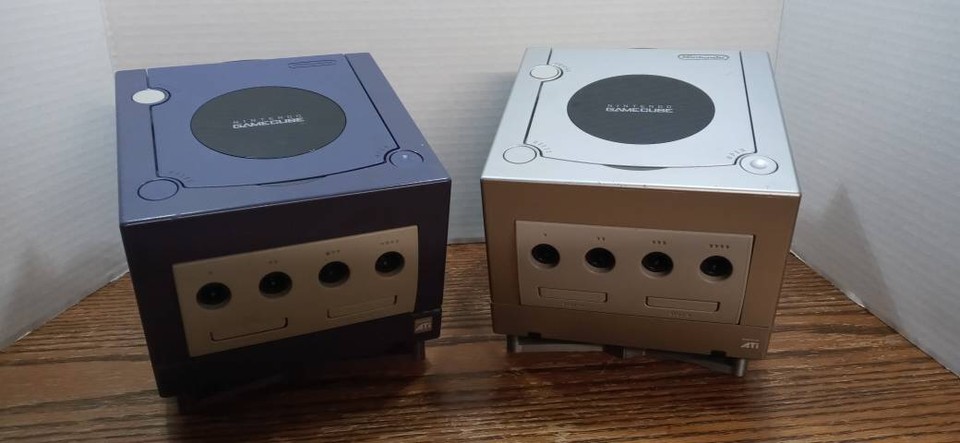 Nintendo GameCube Console Stand | eBay
