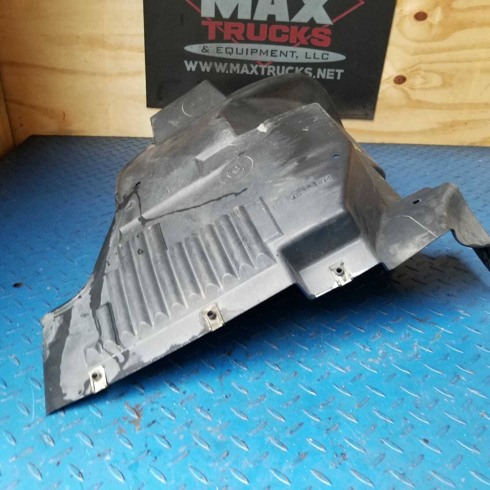 2006 VOLVO VNL FRONT FENDER SPLASH SHIELD DRIVER SIDE P/N 20562722 | eBay