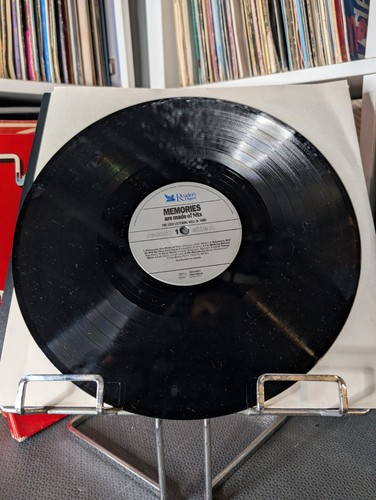 Memories are made of Hits - 8 LPs Vinyl - Reader Digest with Booklet ...