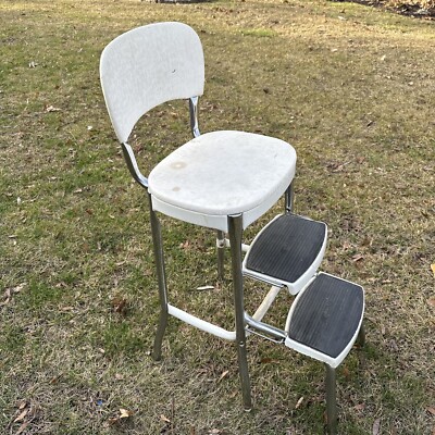 Post-1950 - Metal Step Stool