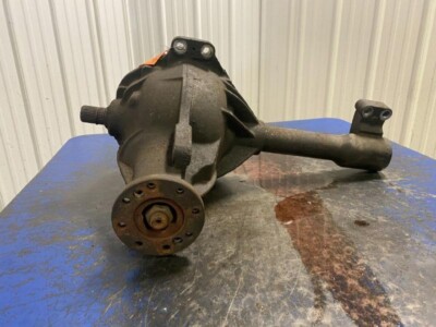 2001-2003 Dodge Durango Front Axle Differential Carrier Assembly 3.92 ...