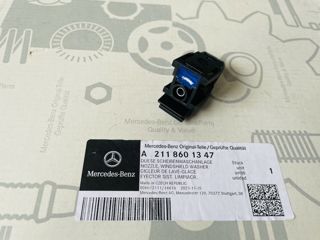 /798/ Mercedes-Benz Düse Injektor Wischwasser Scheibenwaschanlage W203 ...