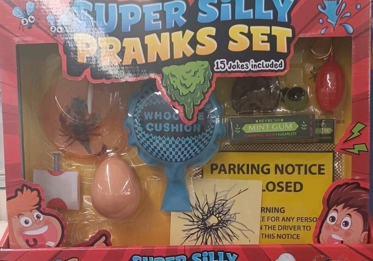 Practical Jokes Ideal Joke Prank Set Over 12 Pranks Gross Out Foul ...