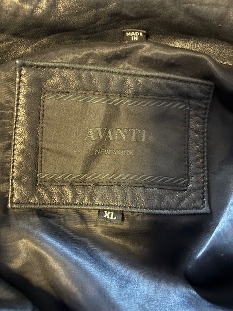 Avanti Womens Black Leather Jacket Black Zipper Front Size XL | eBay