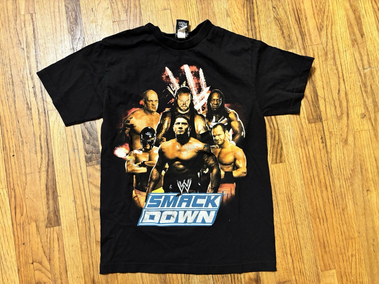 VINTAGE 2000s WWE Smackdown Superstars Roster T-Shirt… - Gem