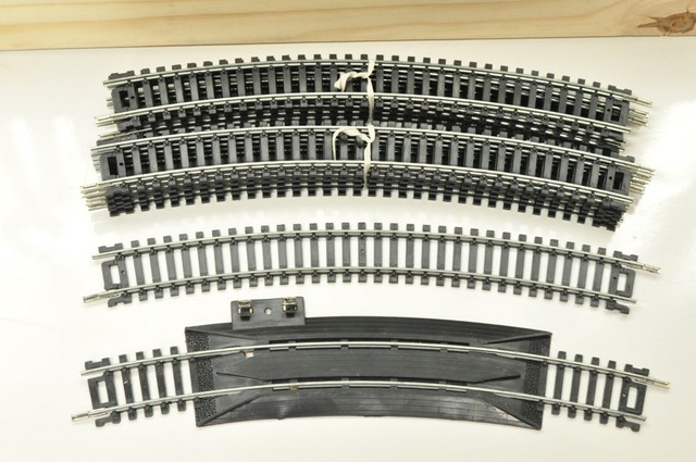 Life-Like Power Loc HO Black Curved Track RM 583157 for sale online | eBay