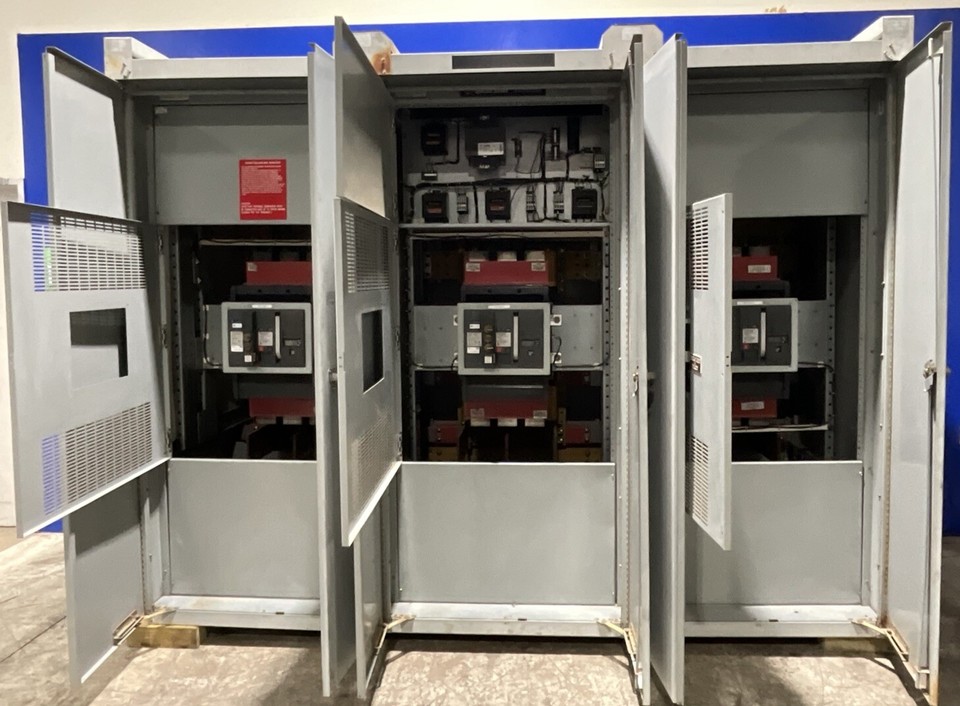 GE 3000 Amp 480V Switchgear 3R 3PH 4W Spectra Series Switchboard ...