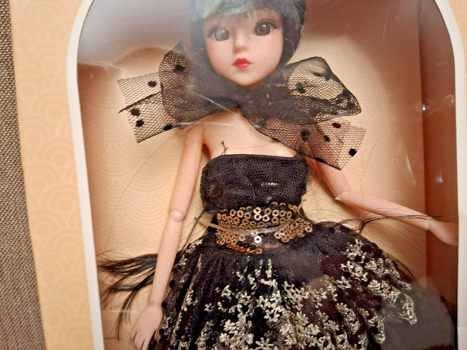 RARE Burberry Doll BJD NEW IN BOX GUANDONG Model 888 ANIME LOOK | eBay