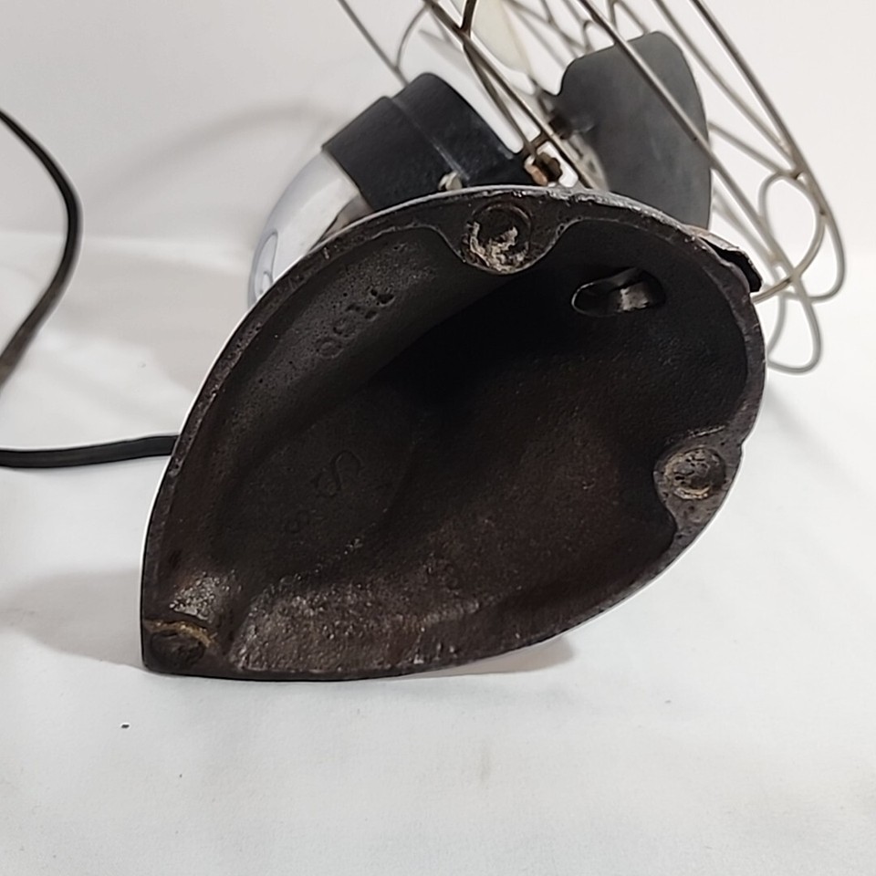 Vintage BERSTED Eskimo Black Chrome Metal Desk Table Fan 8” Model 1100J ...