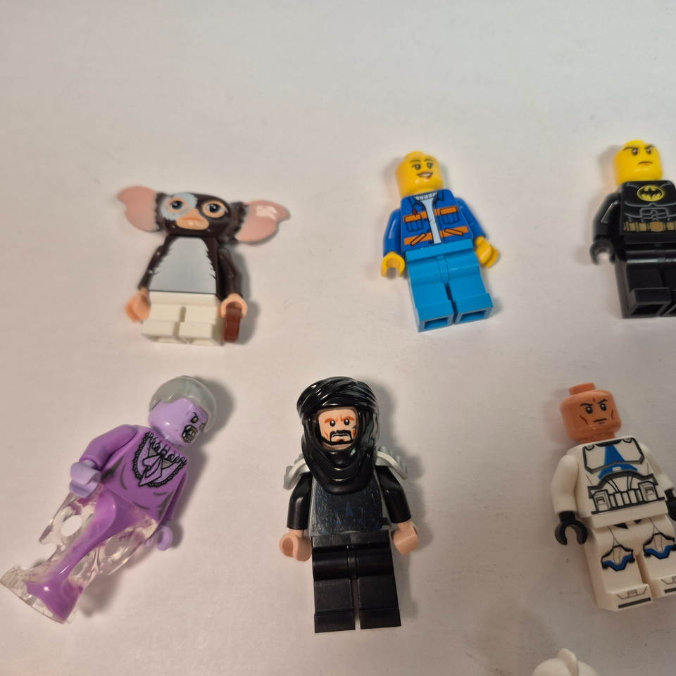 LEGO Minifigure Minifig Lot of 43 Star Wars Gizmo Minecraft Etc | eBay