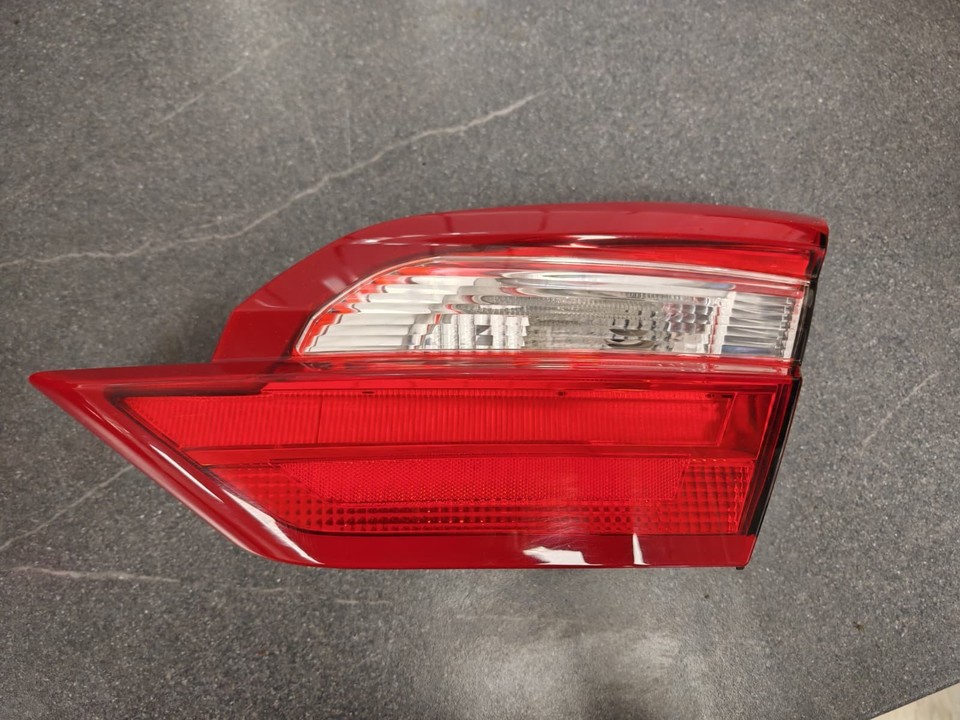 FORD FIESTA REAR INNER LIGHT DRIVERS (ON BOOT) MK8 2017 - 2022 GENUINE ...