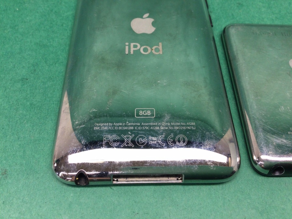 (2 PACK) Apple iPod - 8GB A1288 Touch 2nd Gen & 8GB A1236 Nano 3rd Gen ...