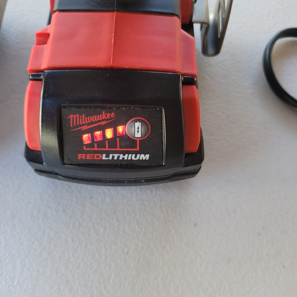 Milwaukee M18 Drill Driver/Impact Driver Combo Kit 2801-20 2850-20 Used ...