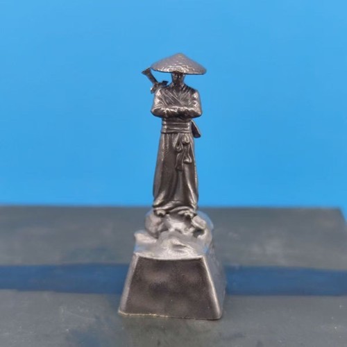 Miniature Metal Ronin Figurine - Japanese Samurai Swordsman Statue | eBay