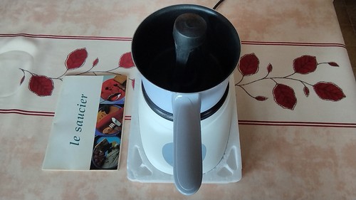 Saucier électronique SEB en très bon état avec le livre de recettes | eBay