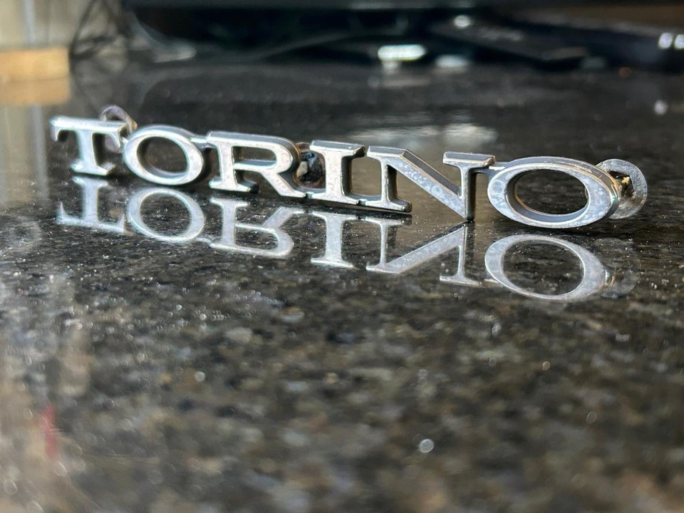 Ford TORINO EMBLEM 1968-69-70 1-PIECE NAMEPLATE QUARTER PANEL #C8OZ ...