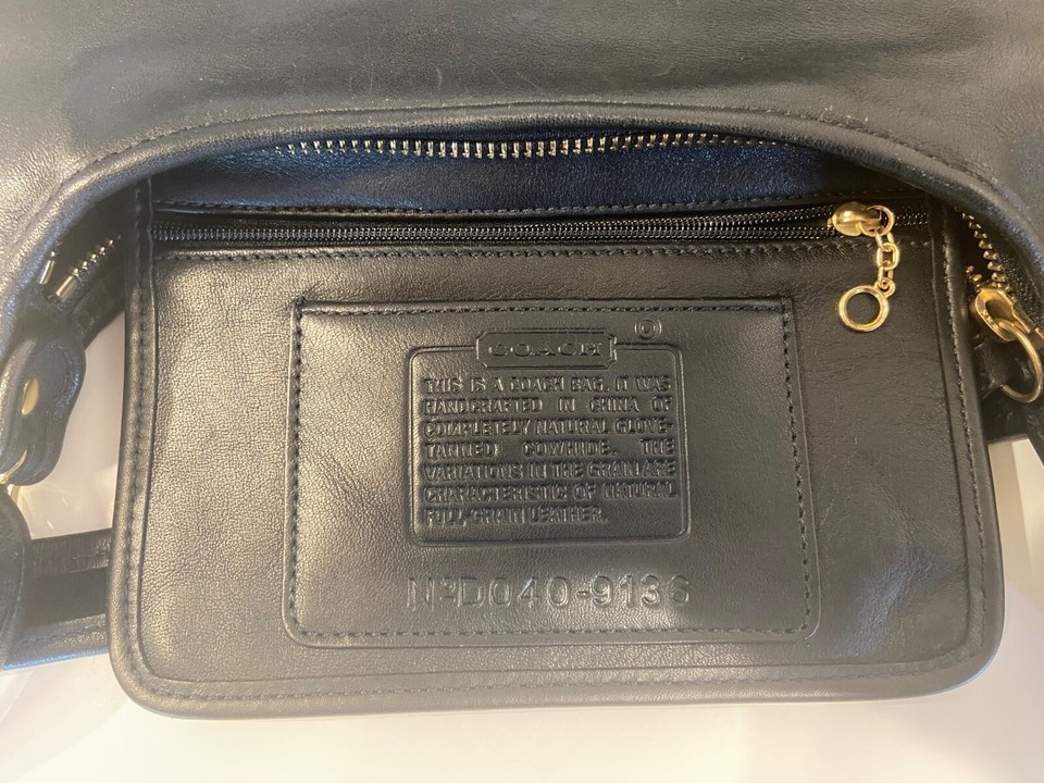 COACH: VINTAGE LEGACY POCKET BLACK LEATHER ZIP TOP BAG MINT CONDITION ...