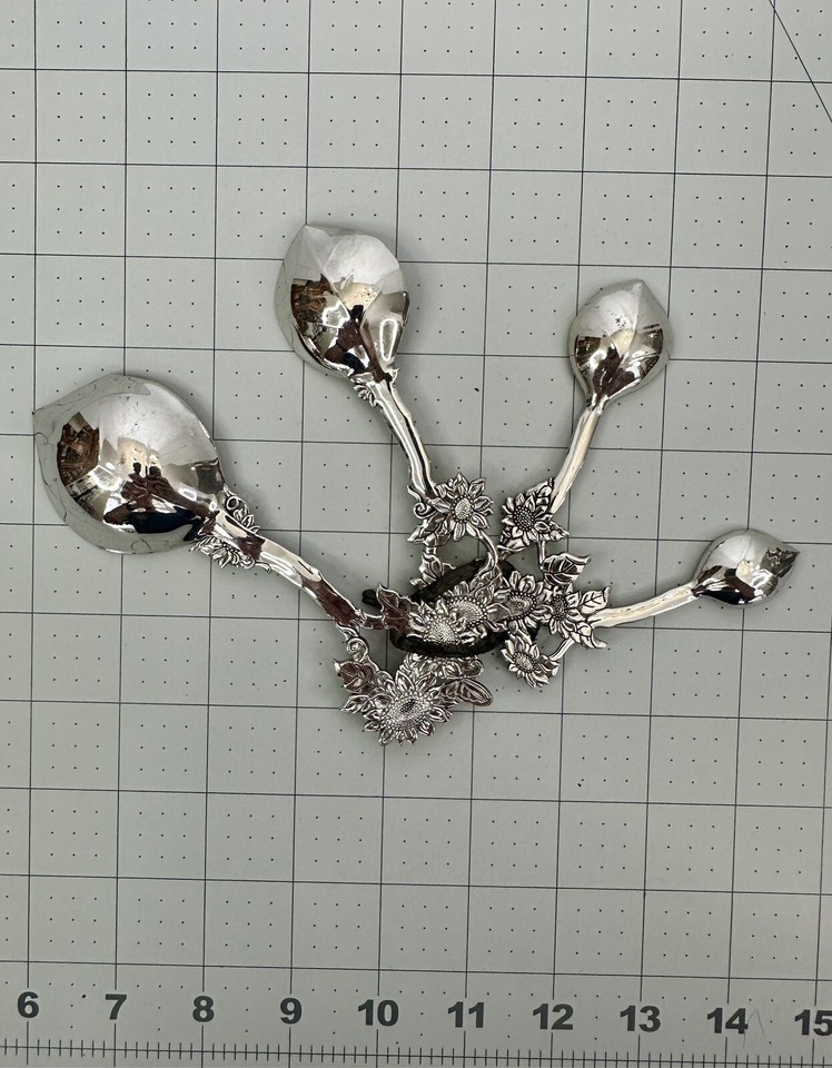 Ganz 4-Piece Sunflower Measuring Spoons | eBay