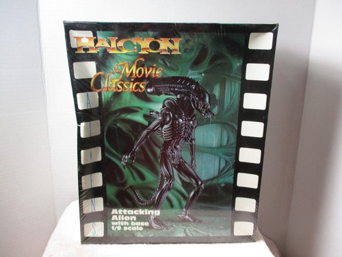 HALCYON ALIENS ATTACKING ALIEN W/ BASE MODEL KIT | eBay