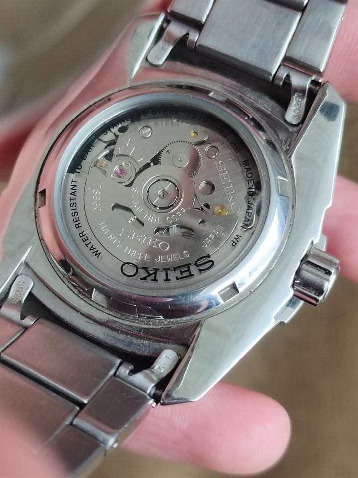 Seiko 5 Sports 7S36-04M0 Compass Bezel Automatic 23 Jewels Men's Watch ...