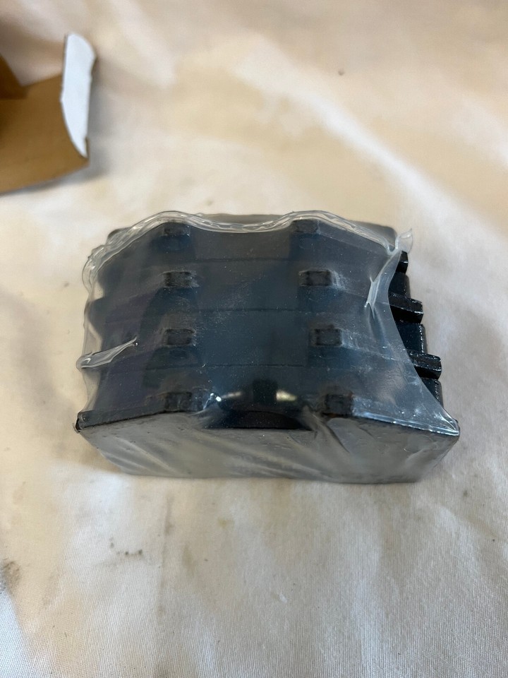 MERCEDES BENZ 190D 190E PBR DISC BRAKE PADS PART NUMBER D1256D NOS | eBay