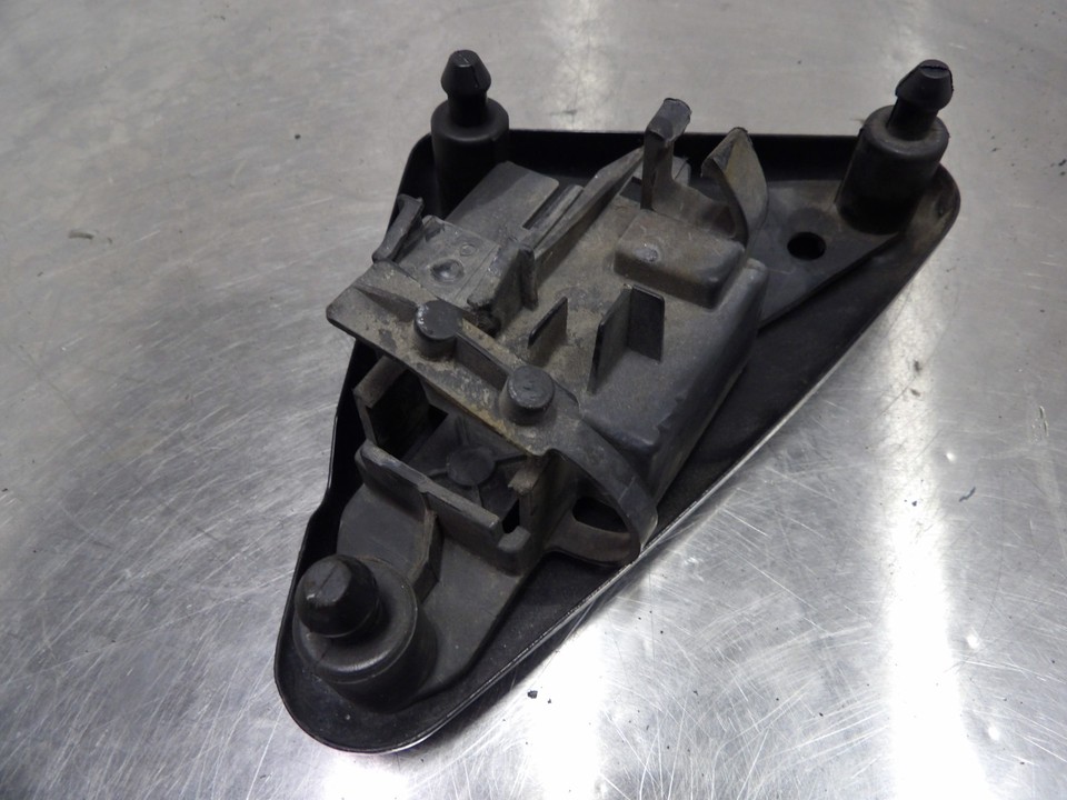 01 Harley Sportster XL 1200 & 883 left side fuse cover w bracket 66325 ...