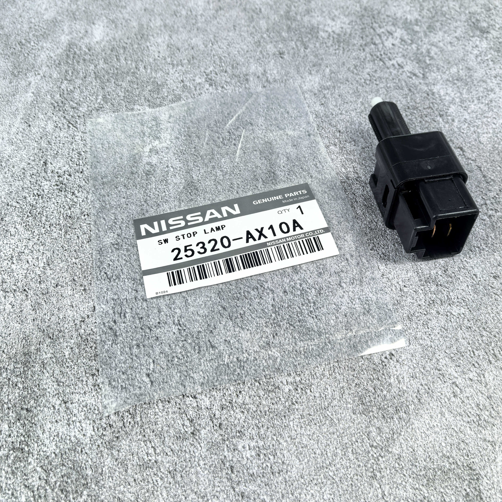 OEM Rear Brake Stop Lamp Switch For Nissan Infiniti Frontier NV2500 ...