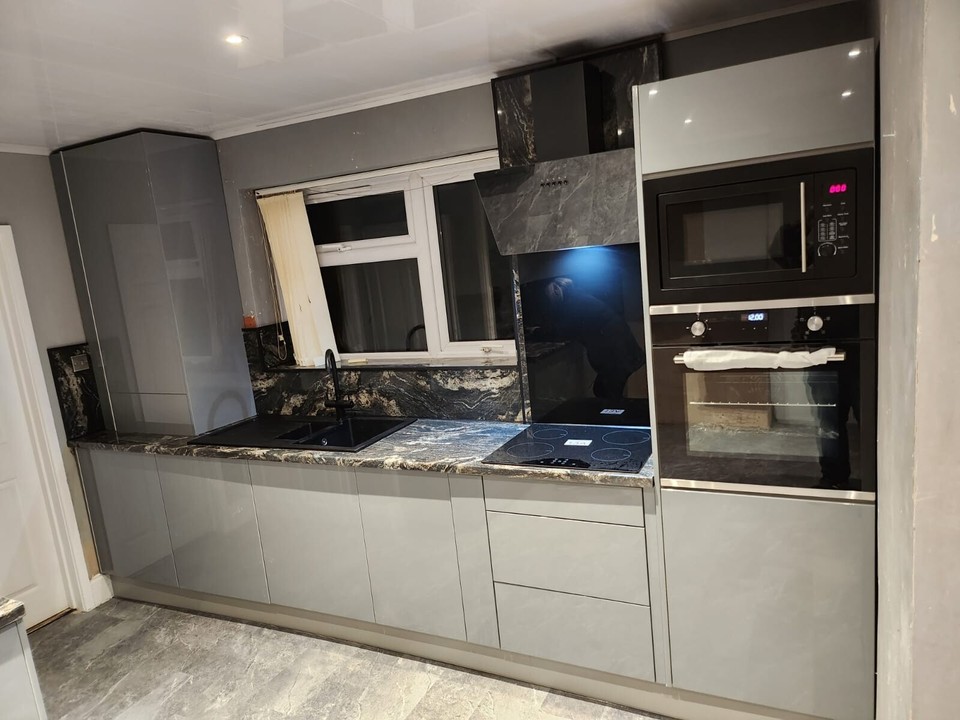 Grey high gloss kitchen units set Top Line, high quality grey gloss ...
