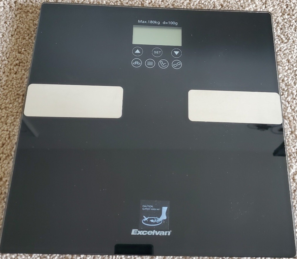 Excelvan digital body weight scale max 180kg. Measure weight, water ...