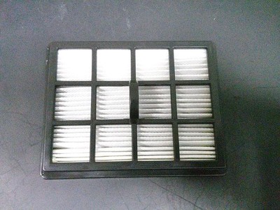 Ariete Hepa Filter Back Outlet Air Vacuum Cleaner 2743 2747 Red Compact ...