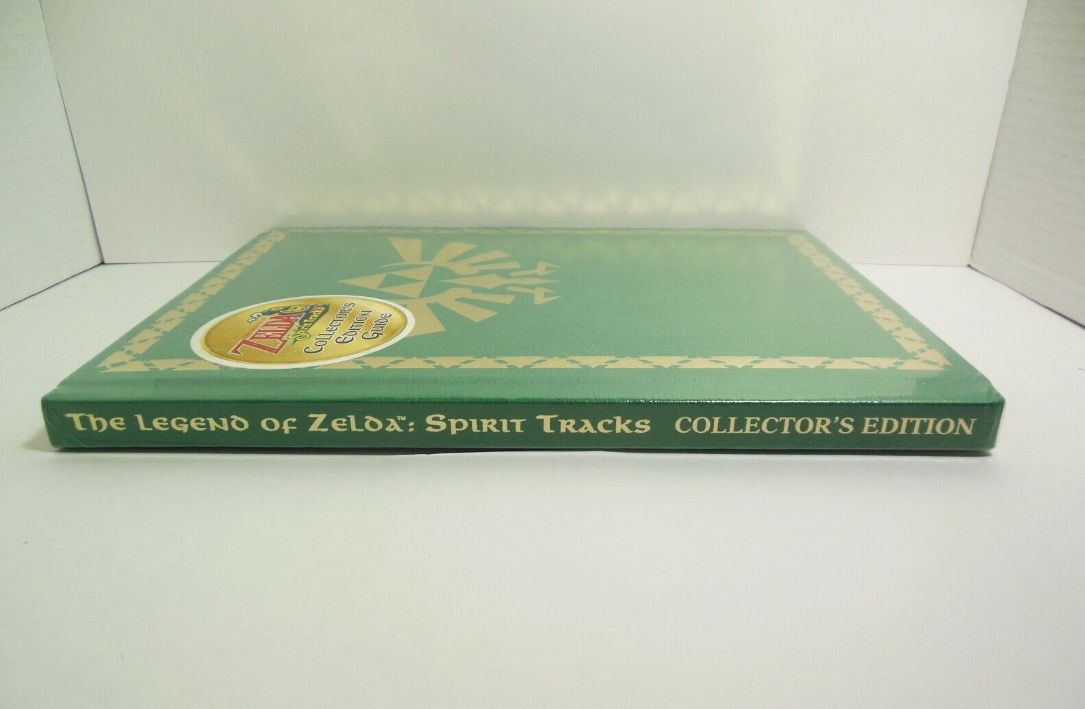 NEW The Legend of Zelda Spirit Tracks Collector's Edition Guide SEALED ...