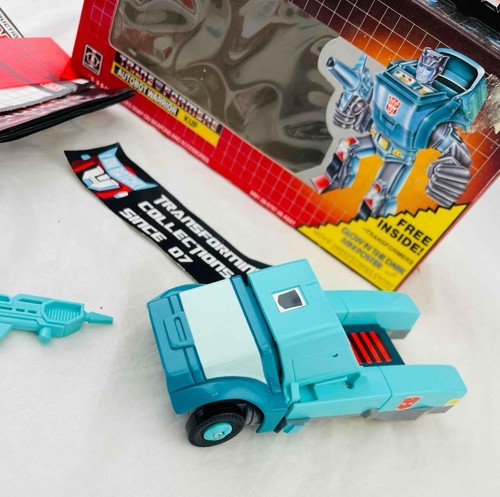 Transformers Original G1 Autobot Car 1986 Kup Complete w/ Box Poster ...