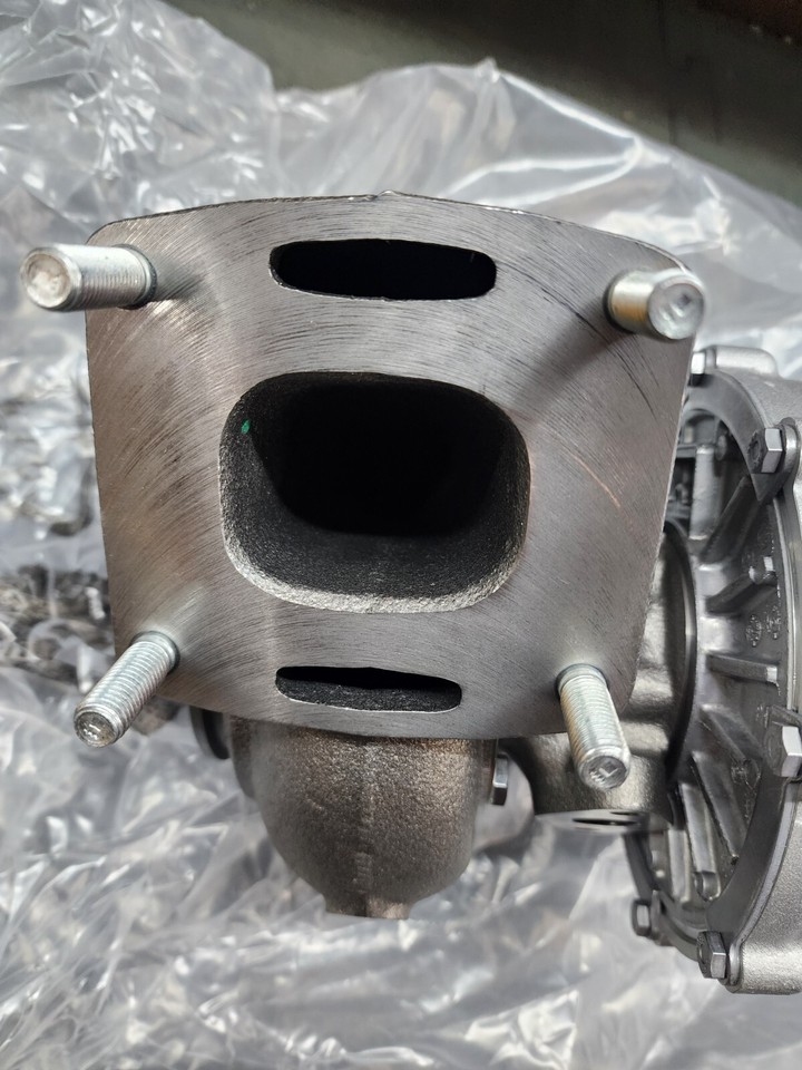 BORG WARNER K26 TURBOCHARGER FOR VOLVO PENTA KAD KAMD AD 41 42 43 ...