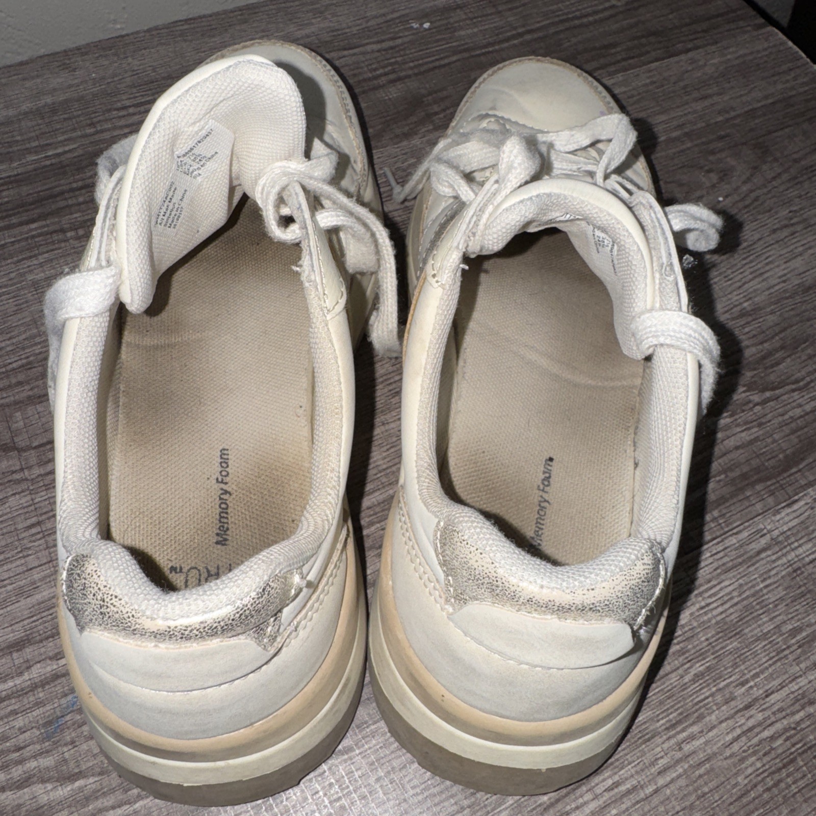 Women’s Worn Shoe time And tru Platform Sneakers Size… - Gem