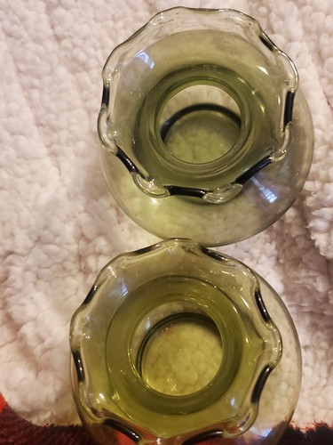 2 -Vintage Anchor Hocking Small Emerald Green Glass Ruffled Rim Bulb ...