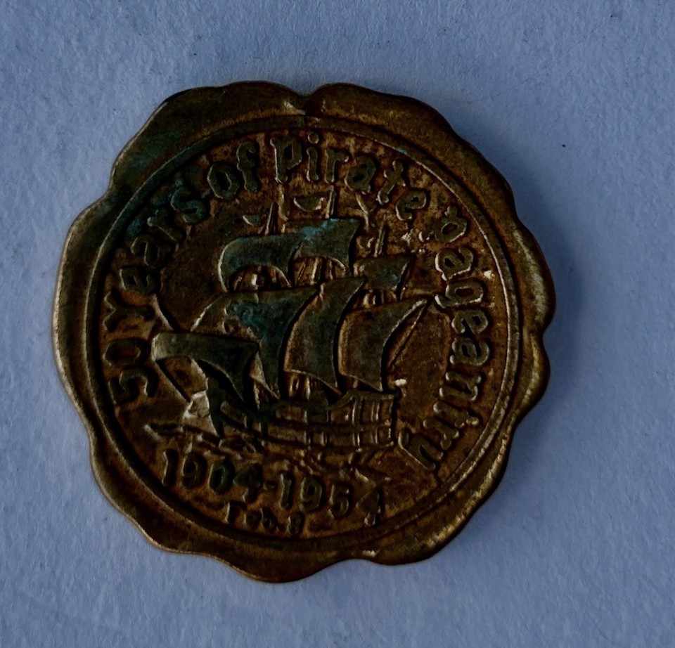 1950's Gasparilla Pirate Fest Parade Token For A Golden Future 1-1/2 ...